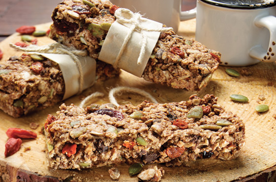Hiker’s granola bars – Rachelle Béry