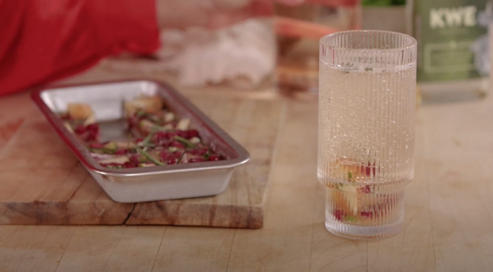 KWE Tonic Syrup Novelty Ice Cubes – Rachelle Béry